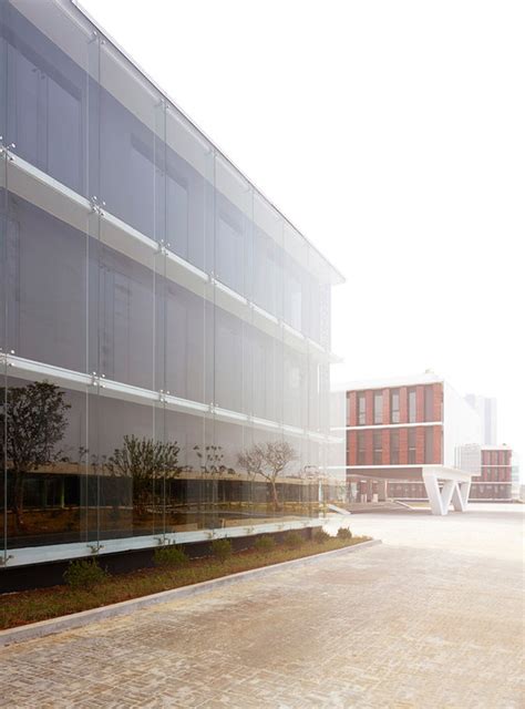 High Tech Landscape By G8a Architecture And Urban Planning Office Buildings