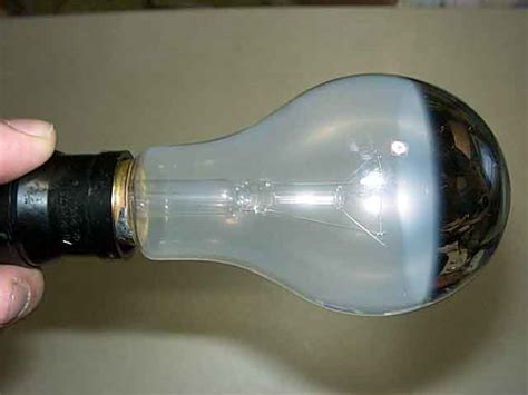 交通信号機用電球編