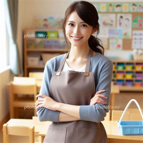 保育園の若い女性保育士 イラスト素材 7500929 フォトライブラリー Photolibrary