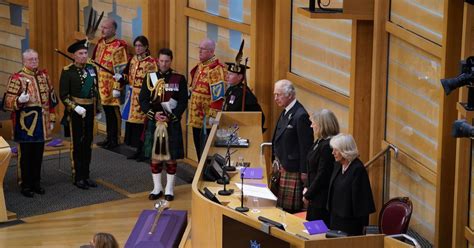 El Mayor Thompson El Guardaespaldas De Carlos Iii Que Es Un Sex Symbol Viral