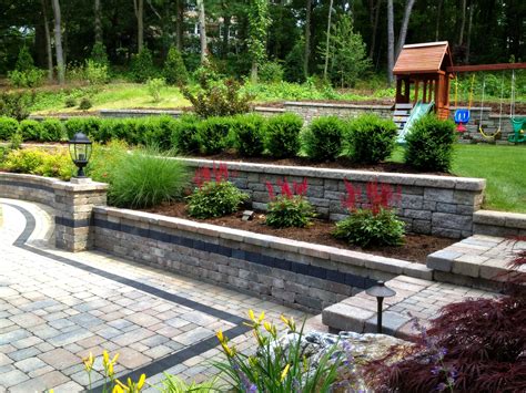Front Yard Retaining Walls Landscaping Ideas Image To U
