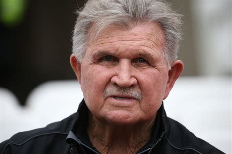 Former Chicago Bears Head Coach Mike Ditka Buys Streeterville Condo