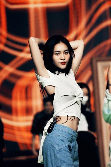 Ninh D Ng Lan Ng C Su T Kh A M I M T Sao N Vbiz Saostar Vn