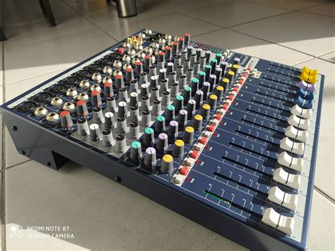 EFX8 - Soundcraft EFX8 - Audiofanzine