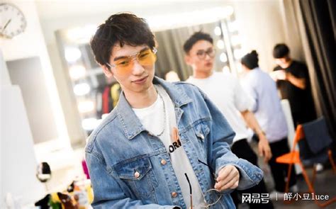 We：s7世界總決賽宣傳拍攝花絮系列，果然是人靠衣裝啊！ 每日頭條