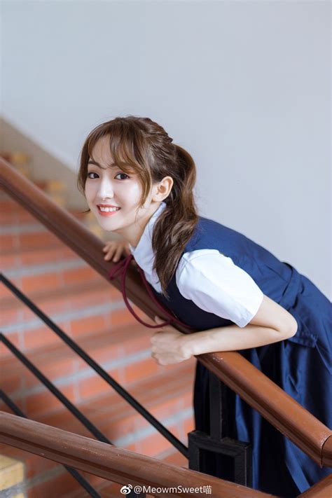 Sinh viên nữ ở Trung Quốc không dám học lên cao vì sợ giỏi quá sẽ ế chồng