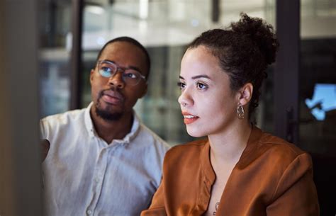 Premium Photo Business Night Work Training And Employees Planning A