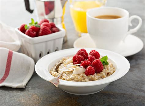 11 Healthy Oatmeal Toppings For Weight Loss — Eat This Not That