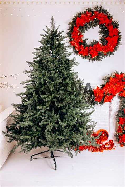 Ялинка штучна лита купити Искусственные елки Искусственная елка