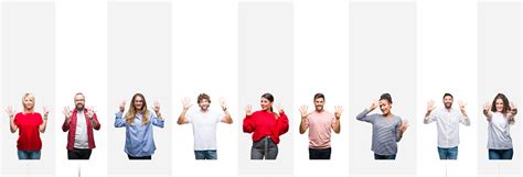 흰색 줄무늬 위에 다른 민족 학술 젊은 사람들의 콜라주는 자신감과 행복을 웃는 동안 표시 하 고 손가락 번호 아홉으로 가리키는 고립 된 배경 가리키기에 대한 스톡 사진 및