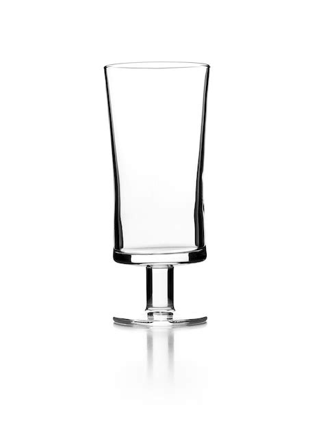 Premium Photo Empty Cocktail Glass