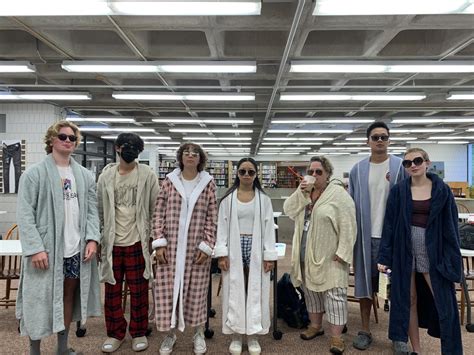 Tuesday Dress Up Advisory Twinning Outfits Show Group Personality