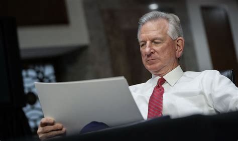 Explaining Tommy Tuberville And Joe Manchins College Sports Nil Bill