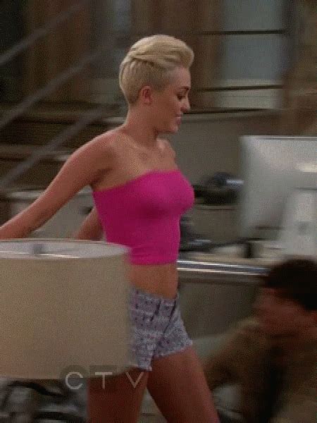 Animated Celebrity Boobs 42 S