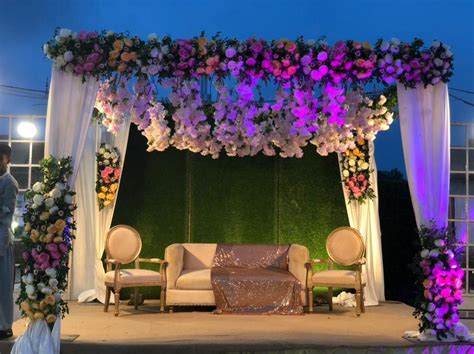 Services The Signature Event
