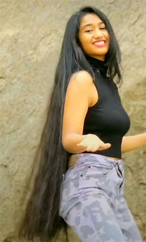 Pin By Shruti 0143 On Hansika Nandini Longhair Long Hair Styles Hair