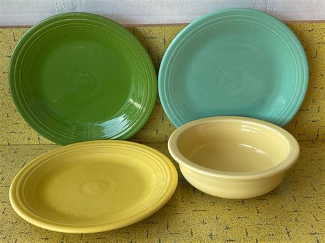 Genuine Fiesta Ware Hlc 4 Piece Starter Set 3x 10 58 Plates 8 12