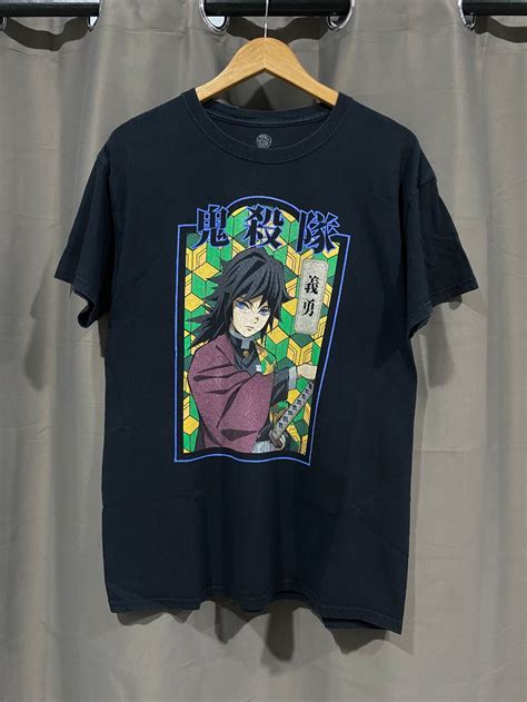 เสื้อยืด อนิเมะ Demon Slayer สีดำ ลาย Giyu Tomioka สกรีนสวย สภาพดี