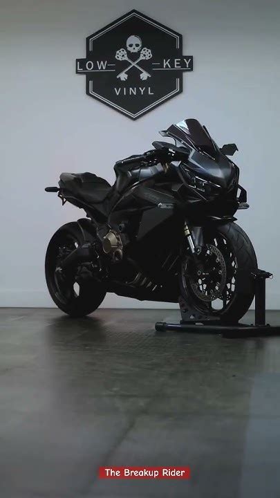 Honda Cbr 650r Bike Red And Black 🥵 Honda Hondacbr650r Superbike