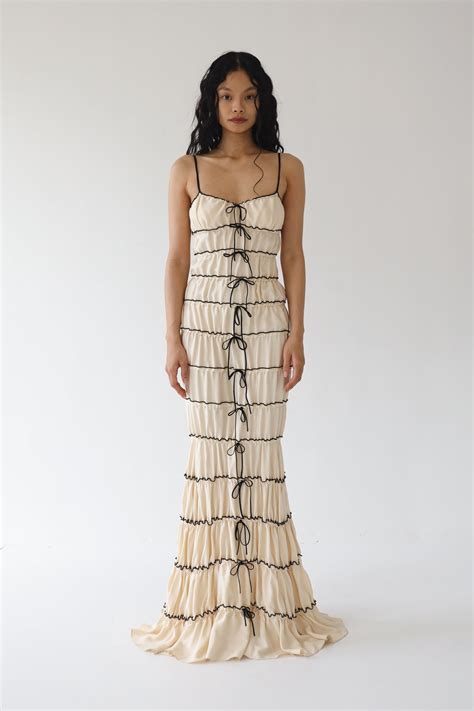 Ruffle Tunnel Gown Shell Mirror Palais