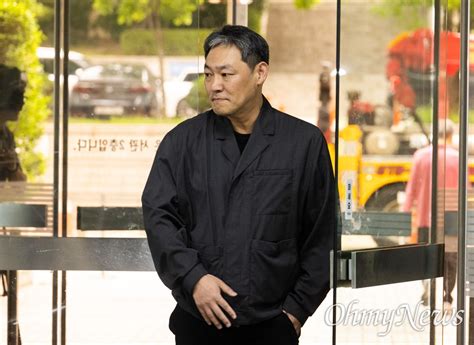 유튜버 김용호의 죽음 그의 시대는 계속되고 있다 오마이스타