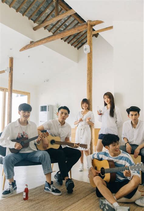 Ghim Của Hangd Trên Js Model Chụp ảnh Tư Thế Chụp ảnh Gà