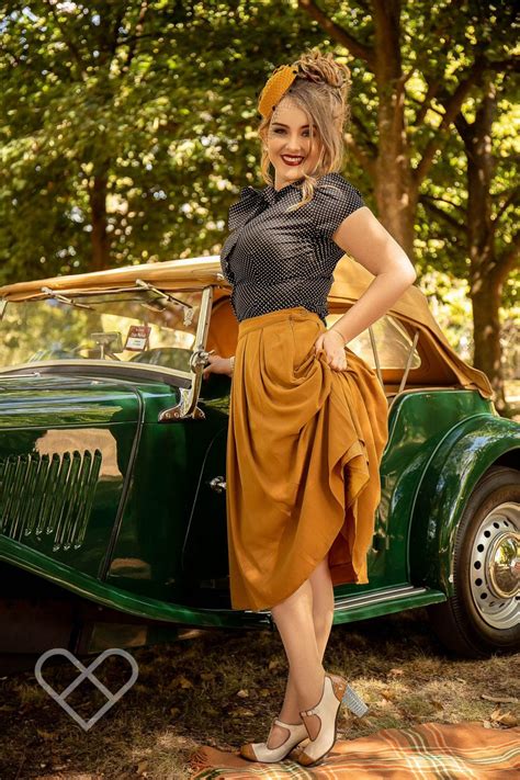 Isla Fae Escort Melbourne On Dakota Dice