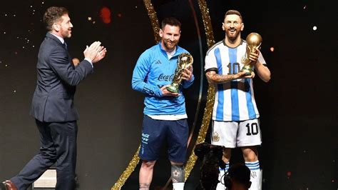 Video Estatua Y Copa Del Mundo La Conmebol Distinguió A Messi