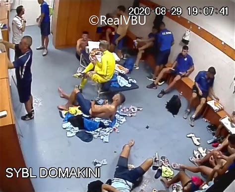 Urinal Spy VBU IP LOCKER ThisVid