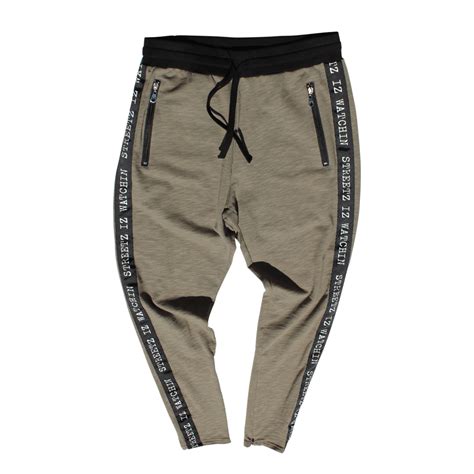 Dyer And Sons Pattern Streetz Iz Watchin