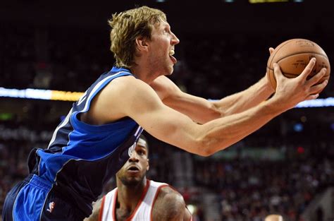 Dirk Nowitzki Passes Hakeem Olajuwon In Nba All Time Scoring List
