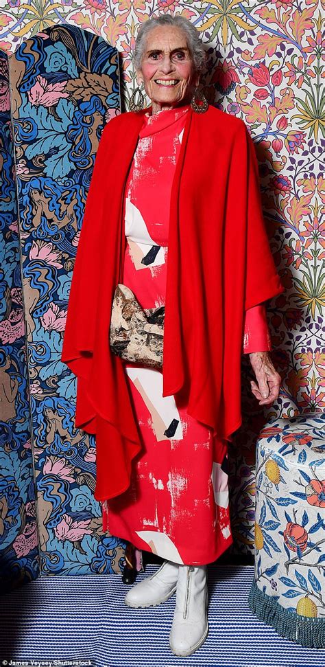 The Worlds Oldest Model 95 Reveals The Secret To Her Youthful Looks The Projects World