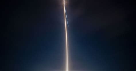 달 향해 날아 가는 美 민간 달 착륙 무인 우주선