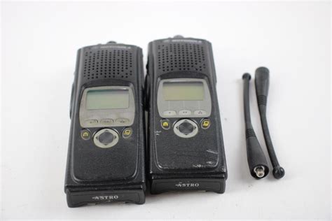 Motorola Xts 5000 Radios 2 Pieces Property Room
