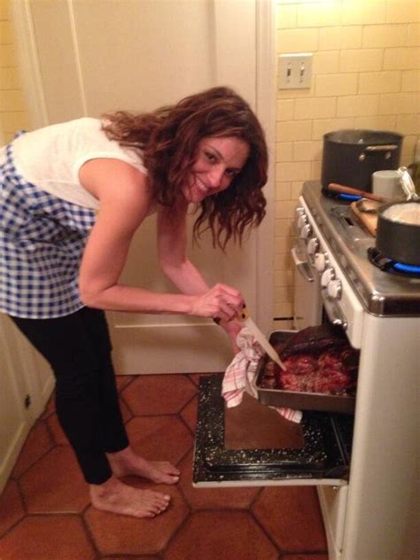 Mercedes Renards Feet