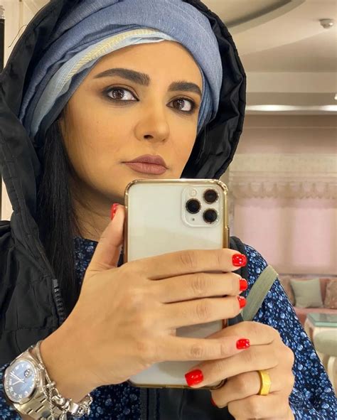 عکس چهره پیر و شکسته لیندا کیانی از نمای نزدیک زیبایی که نابود شد