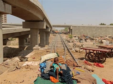 Karachi Dhaka Among Worst Liveable Cities In World Reveals Survey