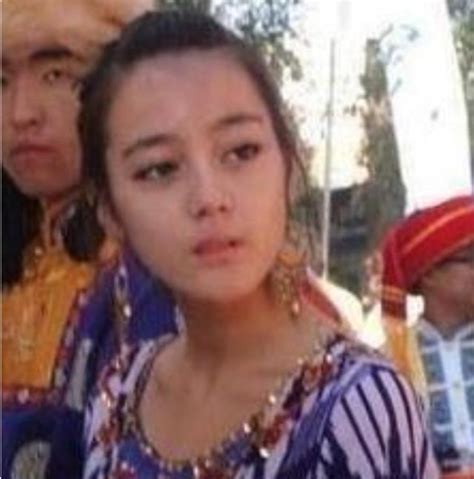 明星出道前的旧照，刘恺威和帅哥不沾边，张杰的外形完全是土