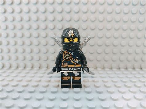 Lego Ninjago Minifigur Cole Tournament Of Elements Kaufen Auf Ricardo