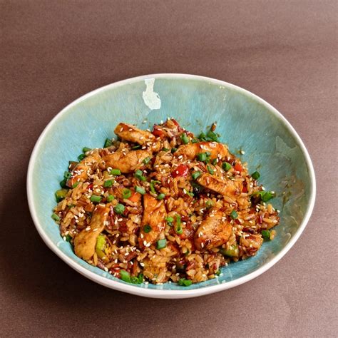 ბრინჯი აზიურად ქათმით 🥢 Akura San • აკურა სან