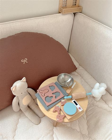 럽아인이안 L 아기모델 • 남매모델 • 감성육아 • 홈데코 • 집스타그램 광고 L 키즈컨셉 굽기놀이 역할놀이 하면 주방놀이 아니겠어요 5세 아인이 취향저격 키즈컨셉 굽기