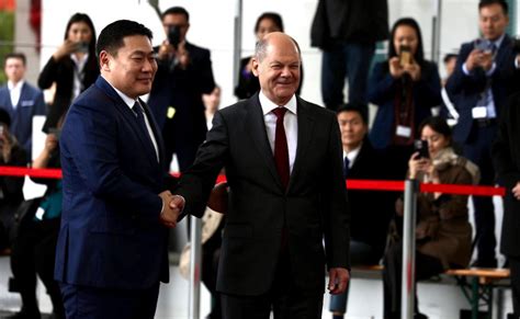 ФОТО Ерөнхий сайдыг Холбооны Канцлерын ордонд угтан авлаа