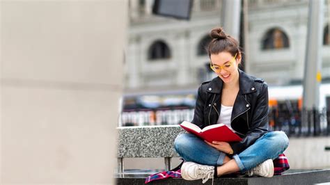 Los 5 Libros Para Jóvenes Que Buscan Su Primer Empleo Estás A Unas Páginas De Conseguirlo