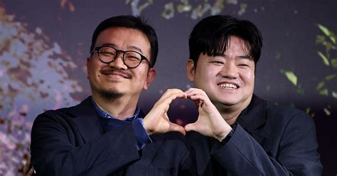 연상호 감독 닮은꼴 캐스팅·직접 출연 의혹…소름돋는 도플갱어설 인정 계시록 [엑s 현장]