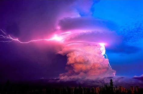 Supercell Thunderstorms Photographed Around The World Strange Sounds