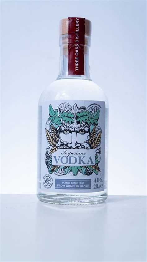 Premium Welsh Vodka 20cl Three Oaks Distillery