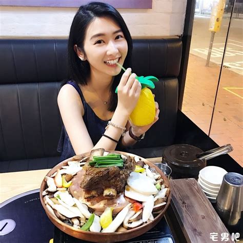 今日妹子图 20181212 香港小姐姐黄静蓝 附5部视频 宅男吧