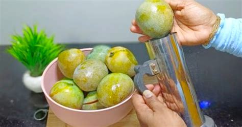 മാങ്ങ കൊണ്ട് ഒരു വെറൈറ്റി പുട്ട് പരീക്ഷിച്ചാലോ മാങ്ങ പുട്ടുകുറ്റിയിൽ ഇങ്ങനെയൊന്ന് ചെയ്തുനോക്കൂ