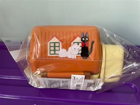 全新日本限定景品 日本製 非賣品 魔女宅急便三角型壽司專用飯盒 食物盒 家庭電器 廚房電器 其他廚具 Carousell