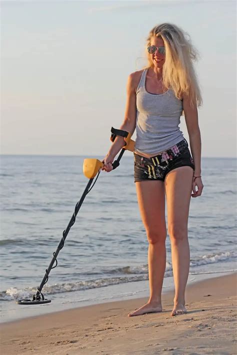 Posing With Metal Detector On The Beach Discover Detecting